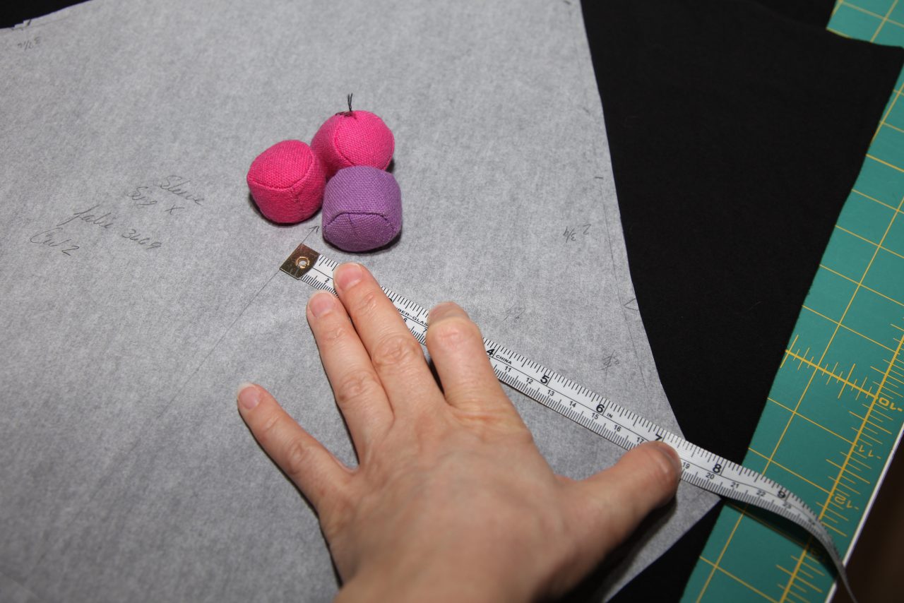 3 Rules to Lay Out Patterns and Cut Fabric Confidently